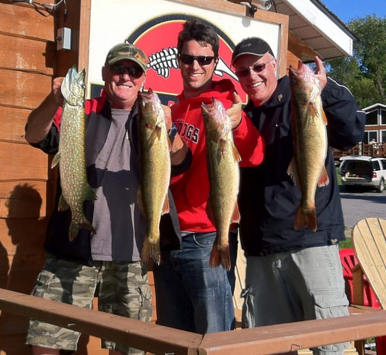 Amazing Blue Pike - Merland Park Cottages